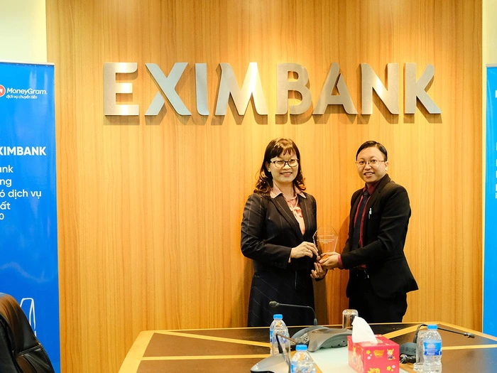 MoneyGram recognizes Eximbank as the partner bank with the best customer service in Vietnam