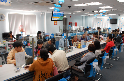 Eximbank launches the program "Welcome spring - receive thousands of gifts"